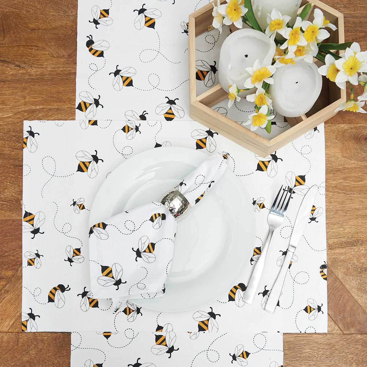 Honey Bee Table Linens – C&F Enterprises, Inc.